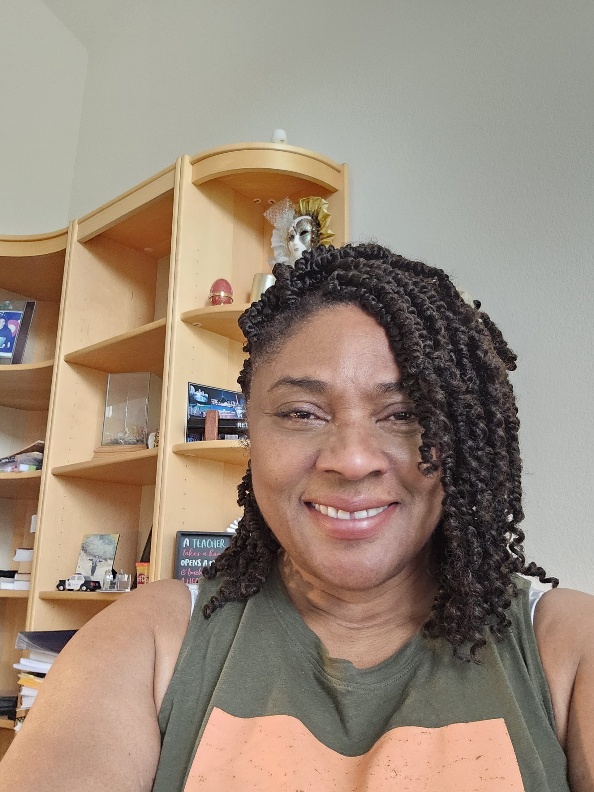 Emily Anders's Instagram, Twitter & Facebook on IDCrawl